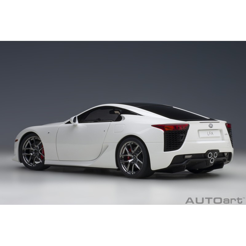78851 Lexus LFA Whitest White carbon autoart