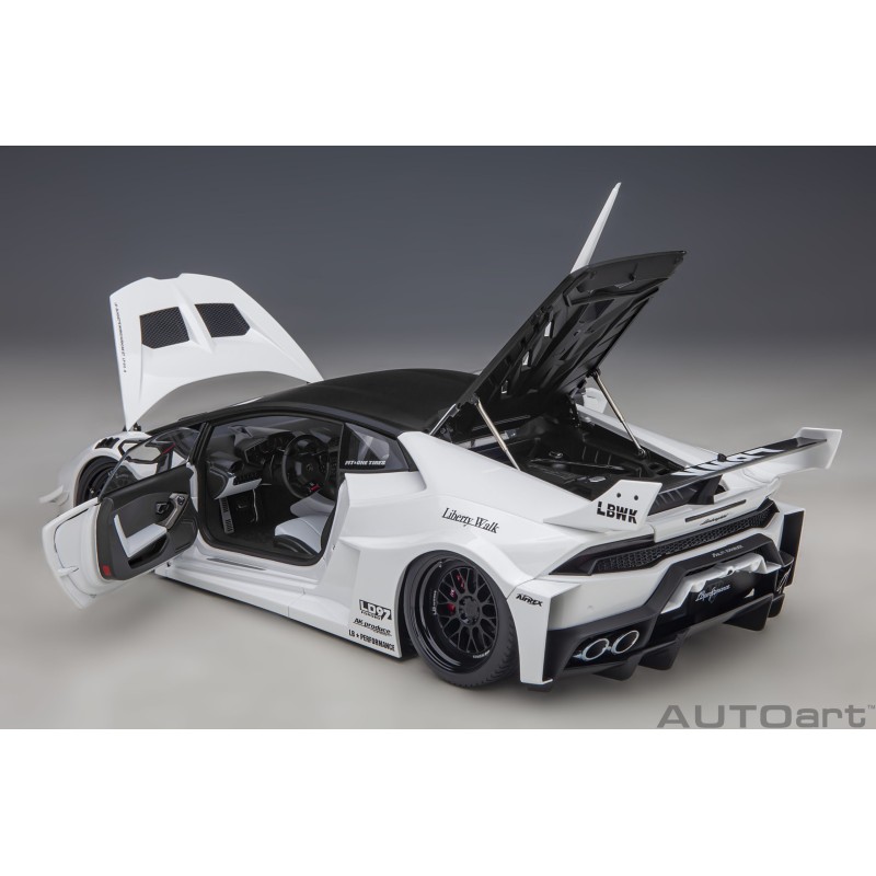 79125 Lamborghini Liberty Walk LB Silhouette Works Huracan GT autoart